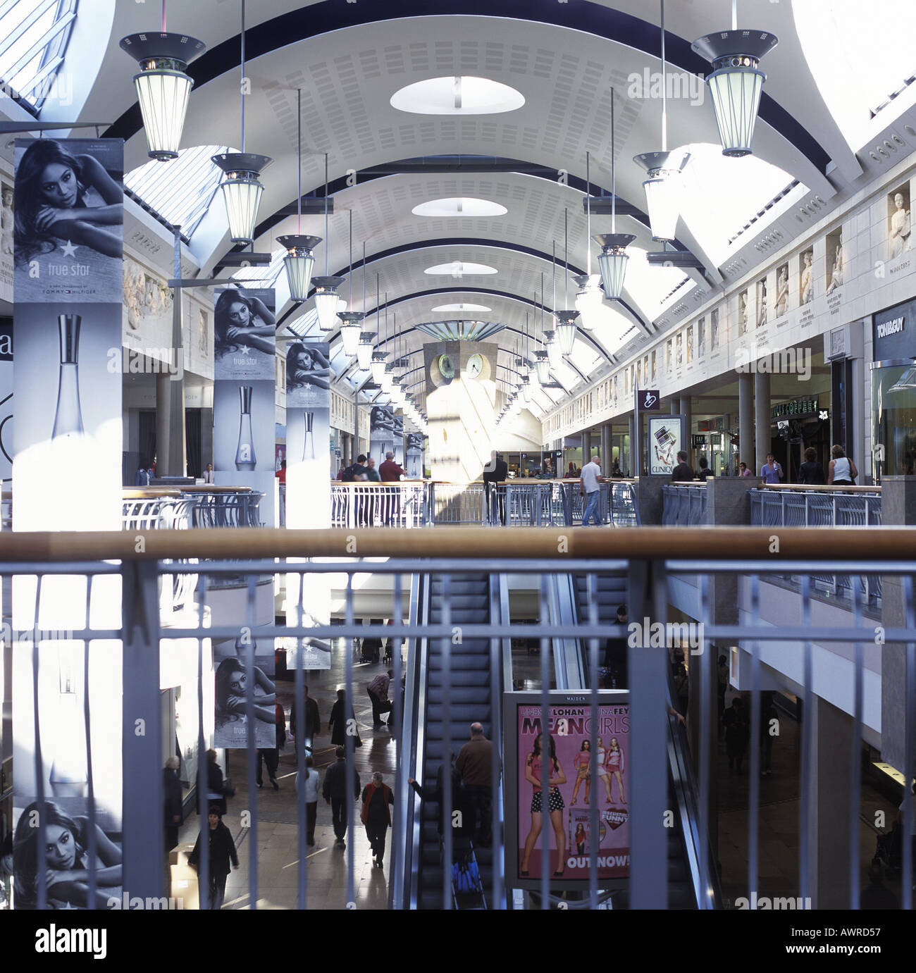 Bluewater mall hi-res stock photography and images - Alamy