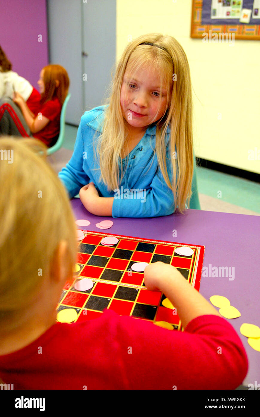 Play playing checkers hi-res stock photography and images - Alamy