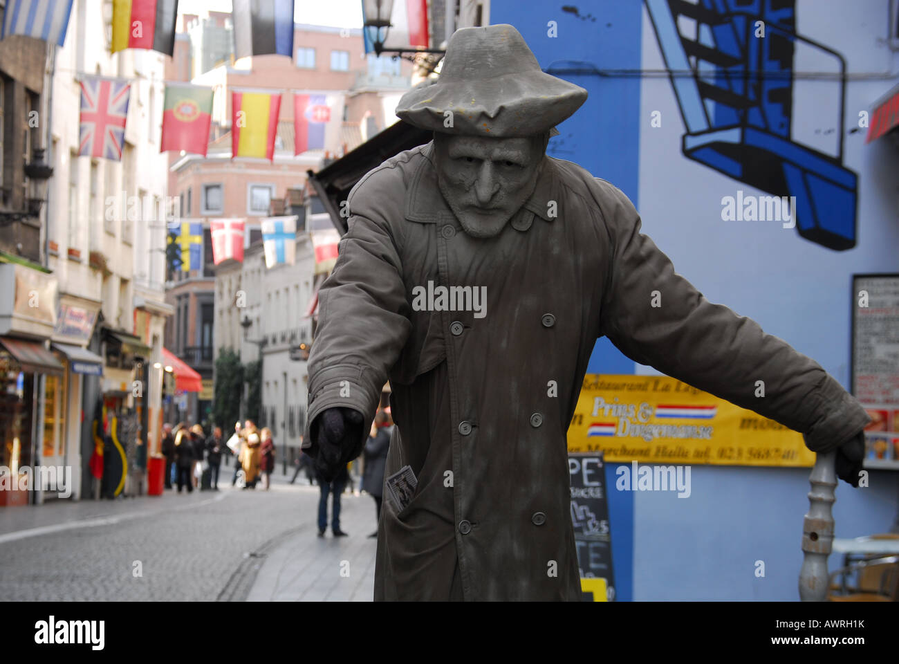 Van Gogh statue Stock Photo - Alamy