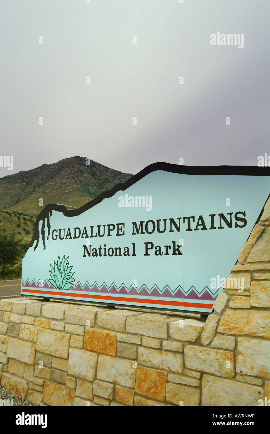 Guadalupe National Park entrance sign, Texas Stock Photo - Alamy
