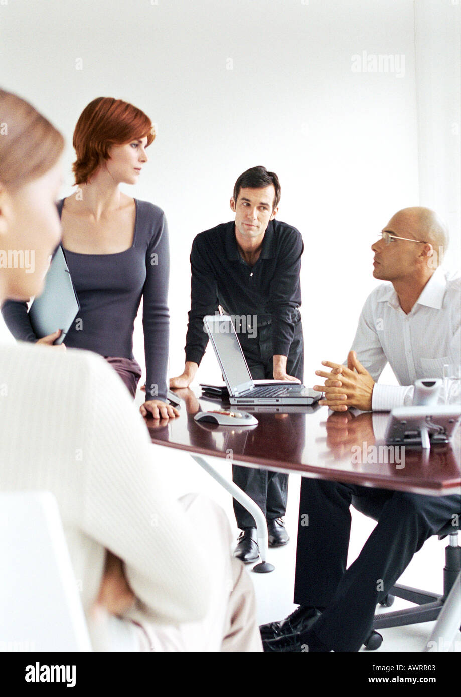 Business people in office Stock Photo - Alamy