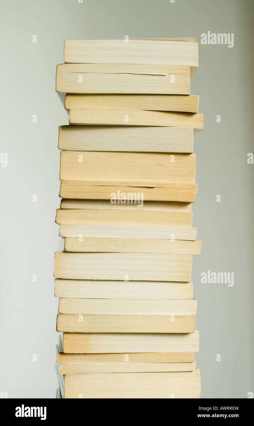 Stack of pulp fiction hi-res stock photography and images - Alamy