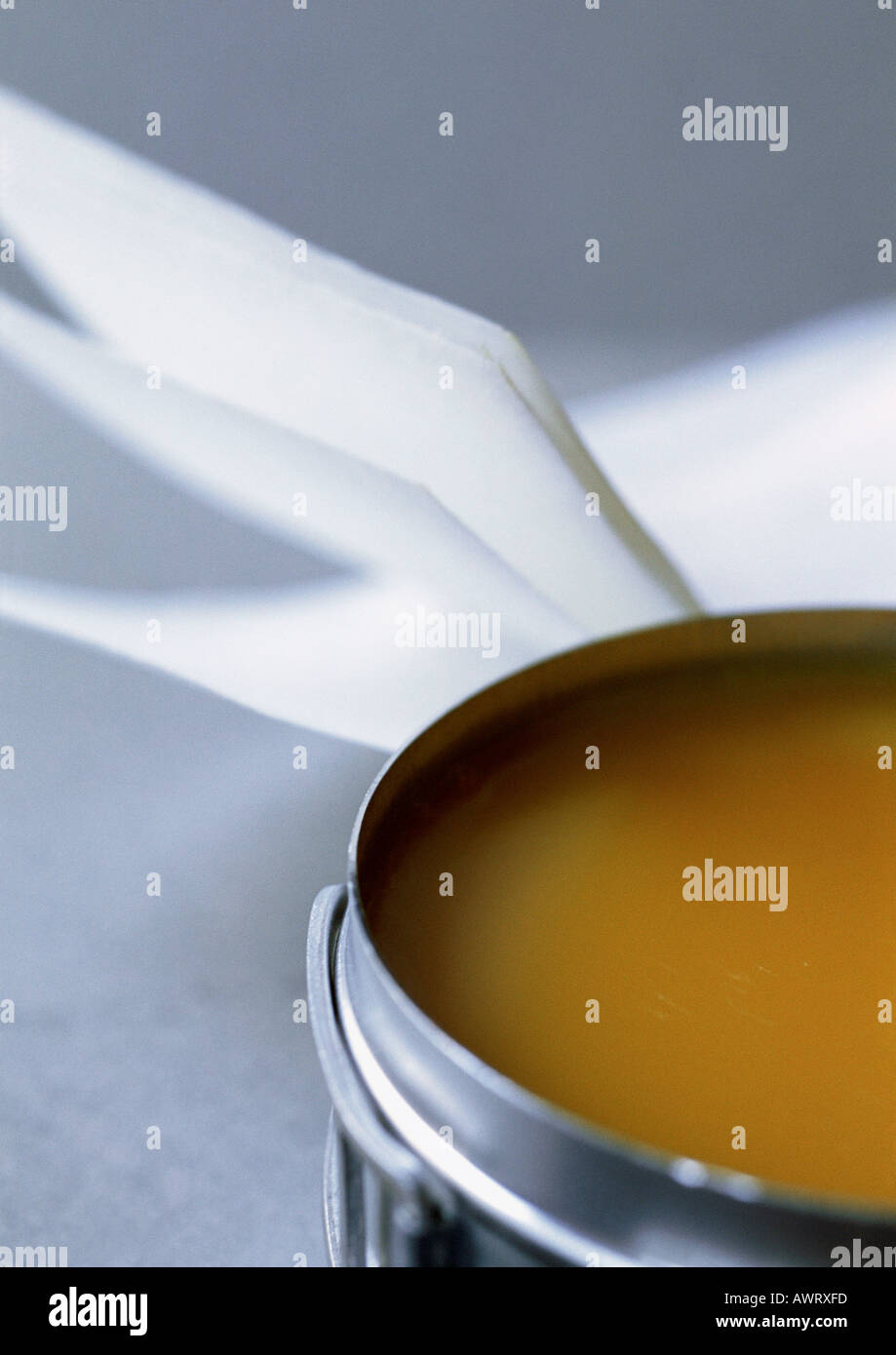 Wax sheets hi-res stock photography and images - Alamy