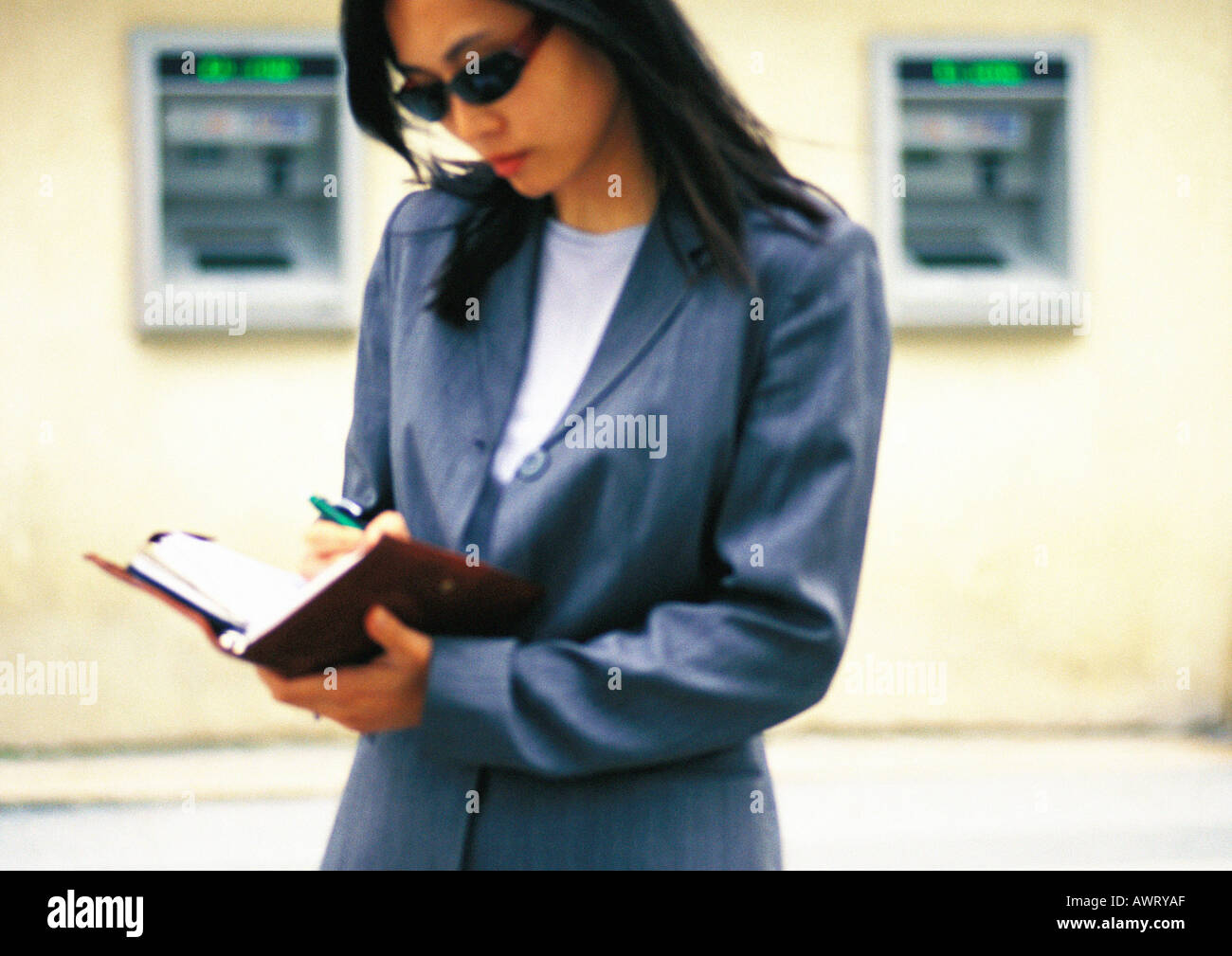 Pedestrians notes hi-res stock photography and images - Alamy