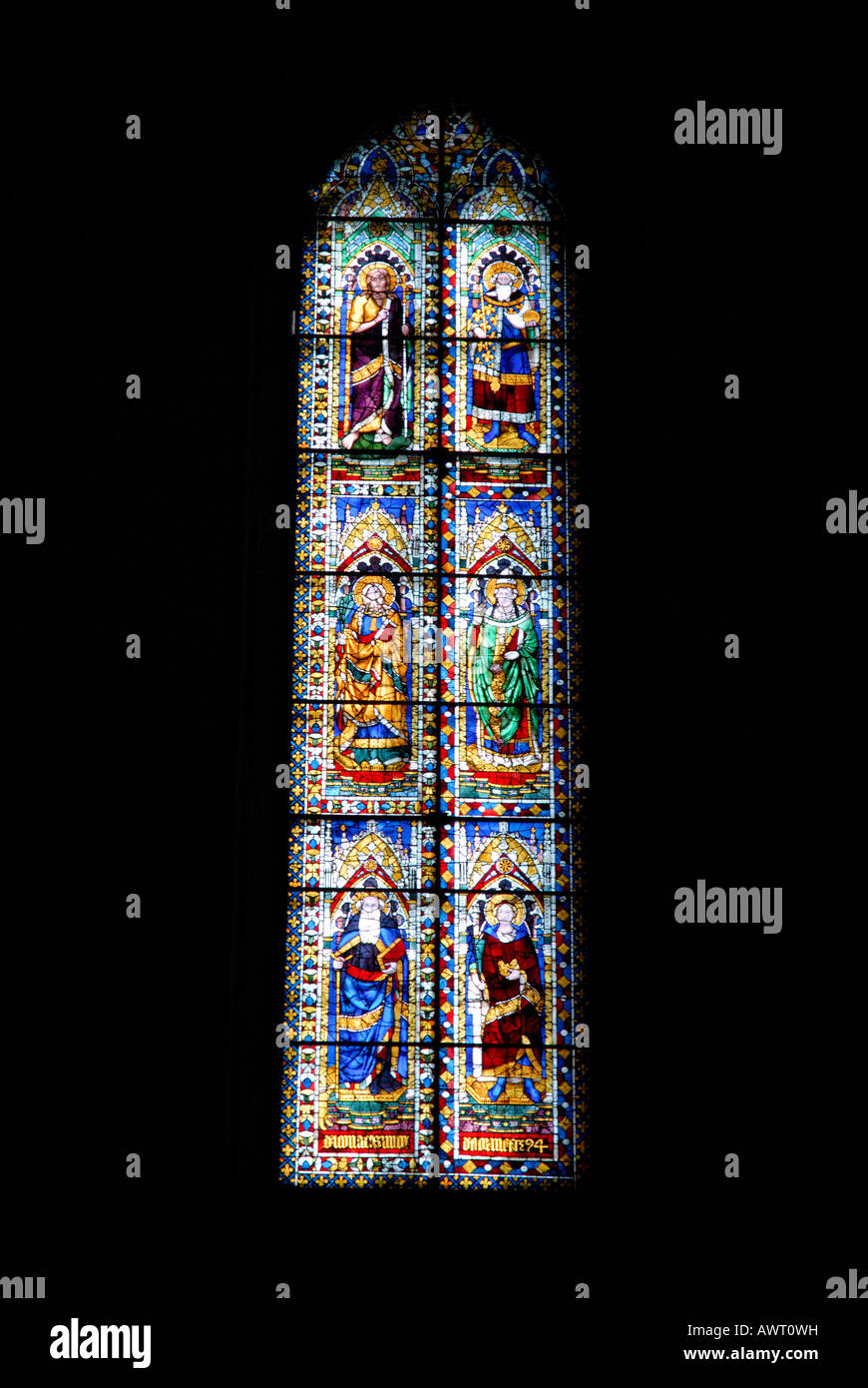 Stained glass duomo florence italy hi-res stock photography and images ...