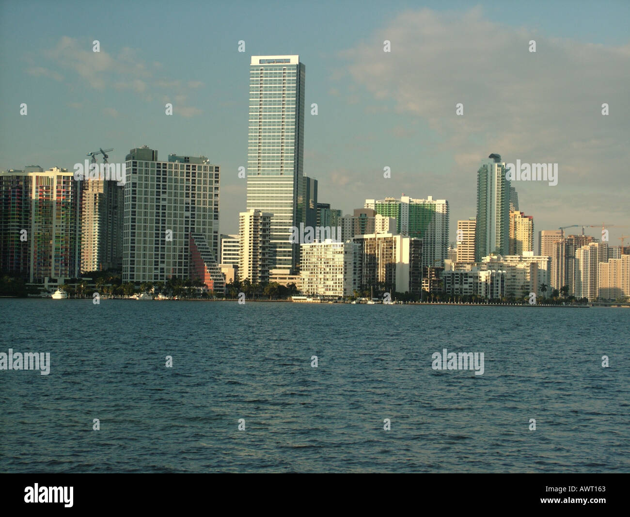 High rises miami skyline hi-res stock photography and images - Alamy