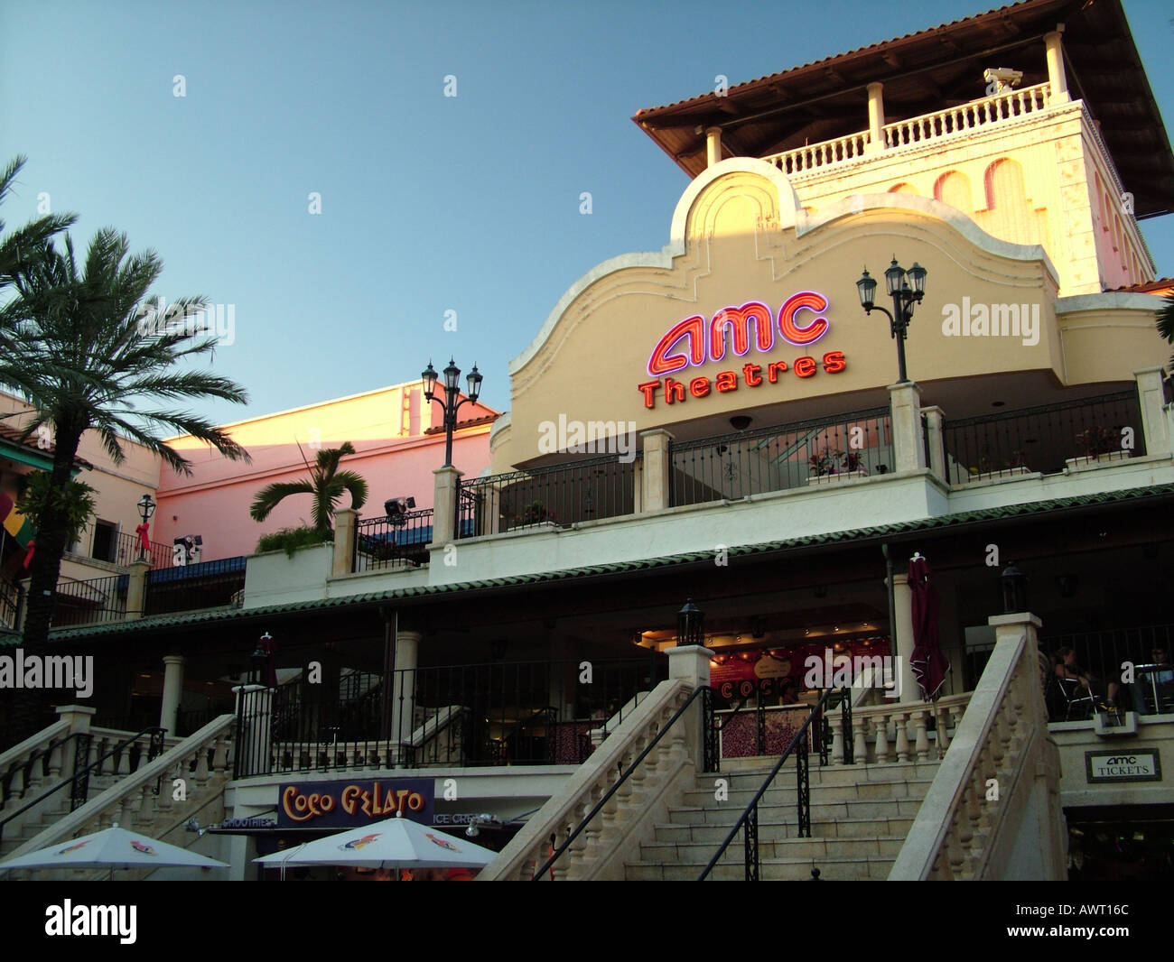 Florida miami coconut grove cocowalk hi-res stock photography and ...