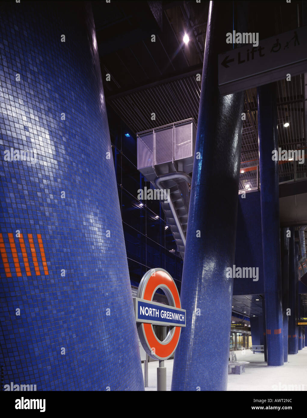 NORTH GREENWICH UNDERGROUND STATION - JUBILEE LINE, LONDON, UK Stock ...