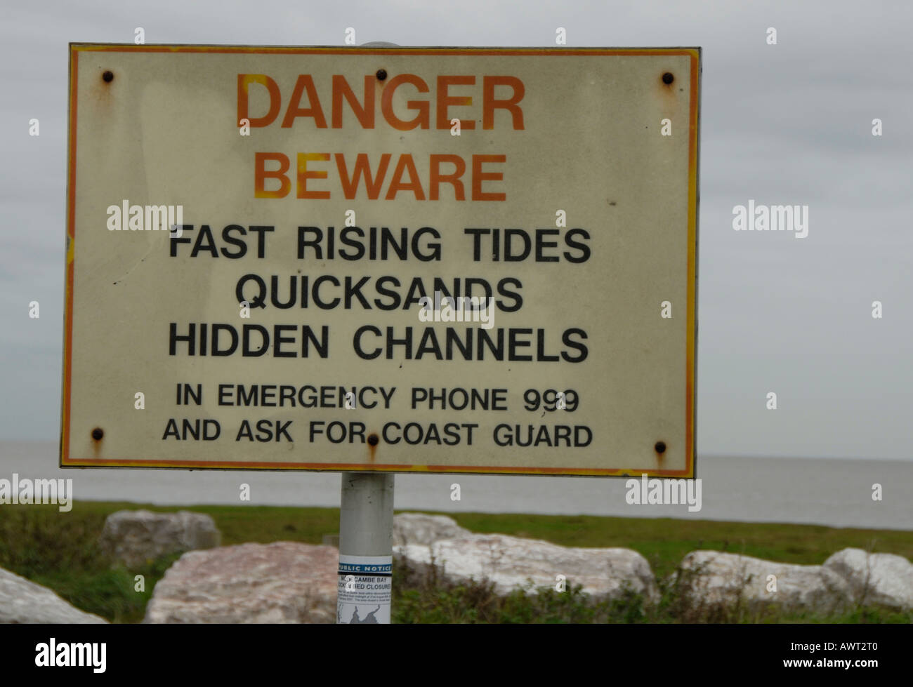 Danger quicksand hi-res stock photography and images - Alamy