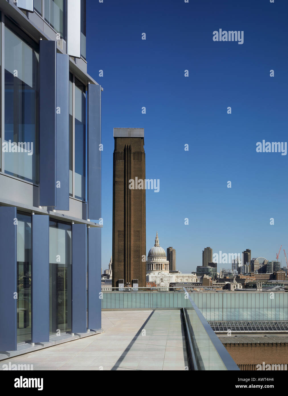 BANKSIDE 123, LONDON, UK Stock Photo - Alamy