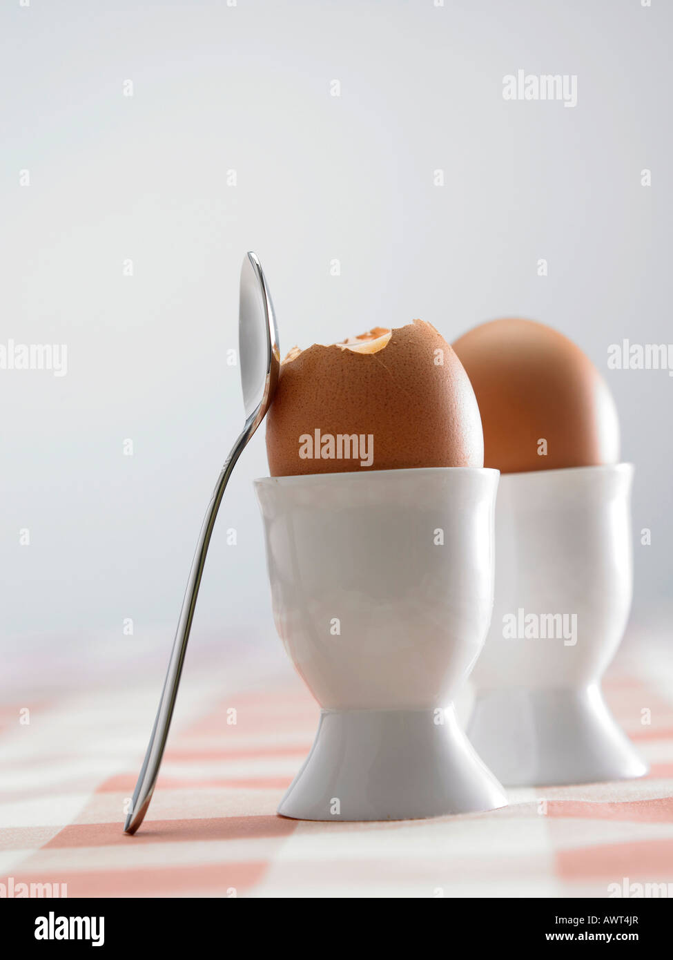 Two cracked up eggs hi-res stock photography and images - Alamy