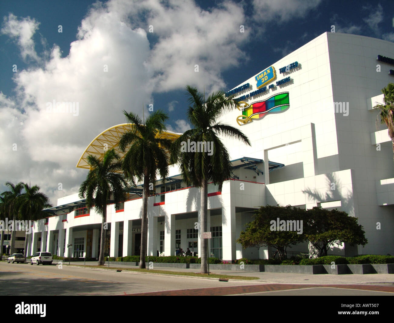 Blockbuster cities hi-res stock photography and images - Alamy