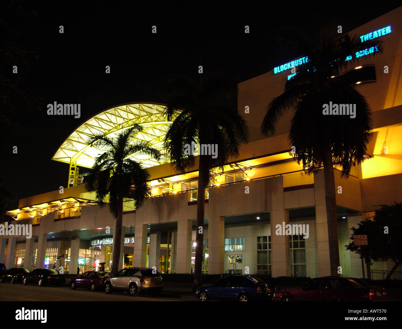 Blockbuster cities hi-res stock photography and images - Alamy