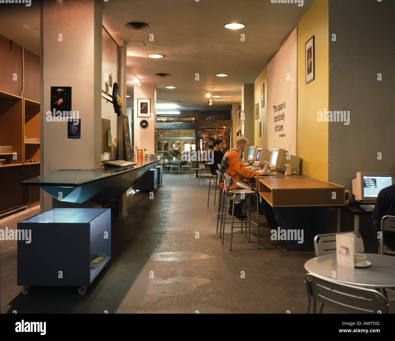 Cyberia cafe hi-res stock photography and images - Alamy