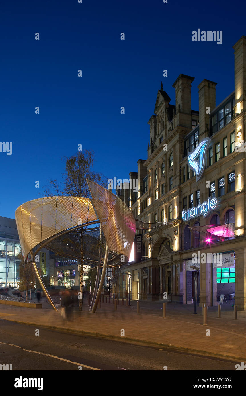 TRIANGLE SHOPPING CENTRE, MANCHESTER, UK Stock Photo - Alamy