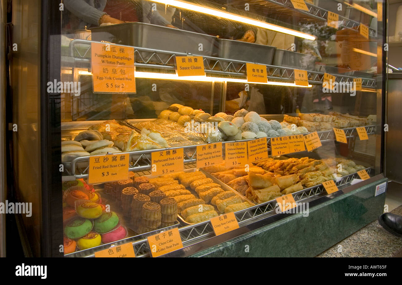 Hong kong central window display hi-res stock photography and images ...