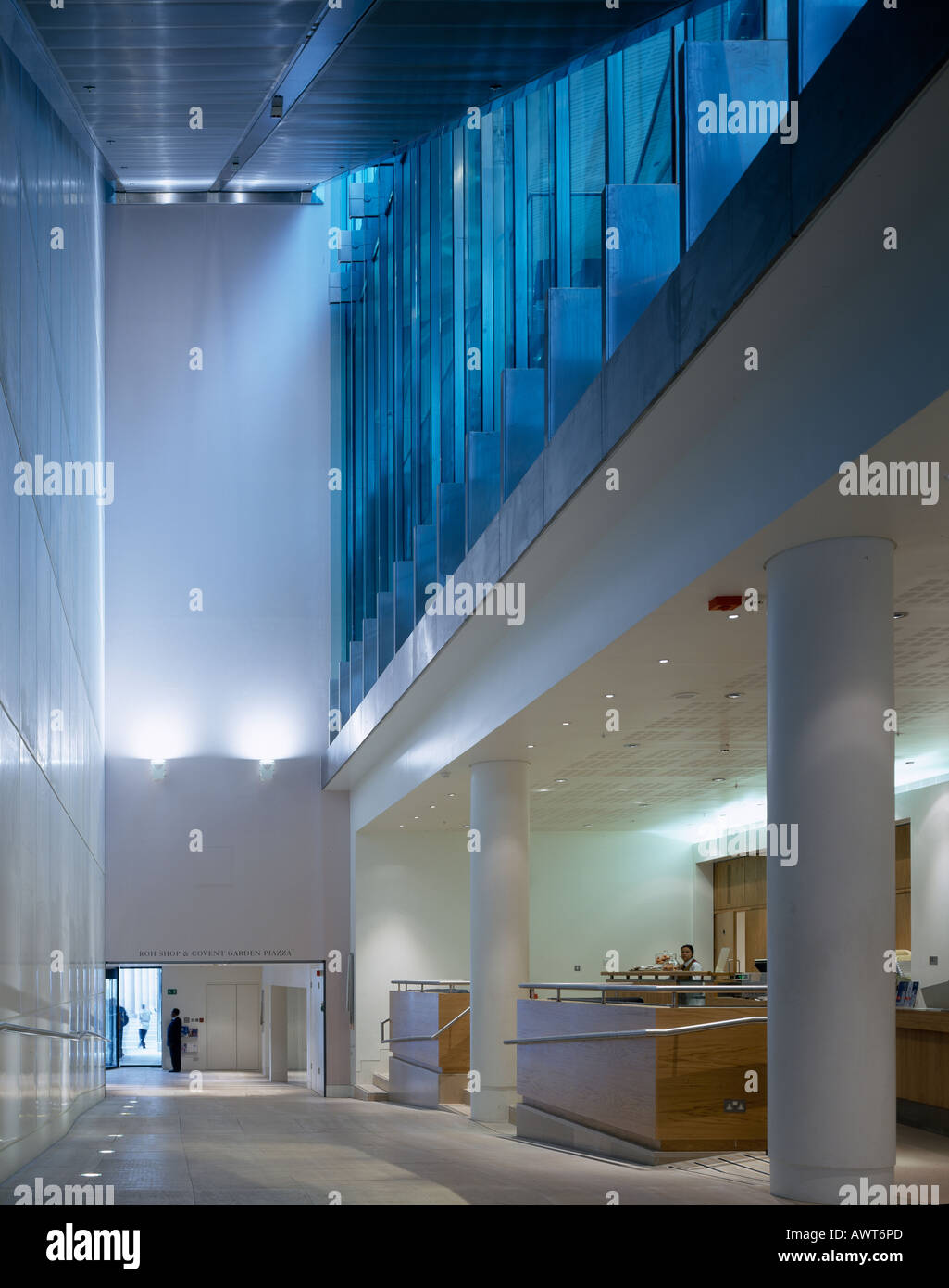Royal opera house london interior hi-res stock photography and images ...