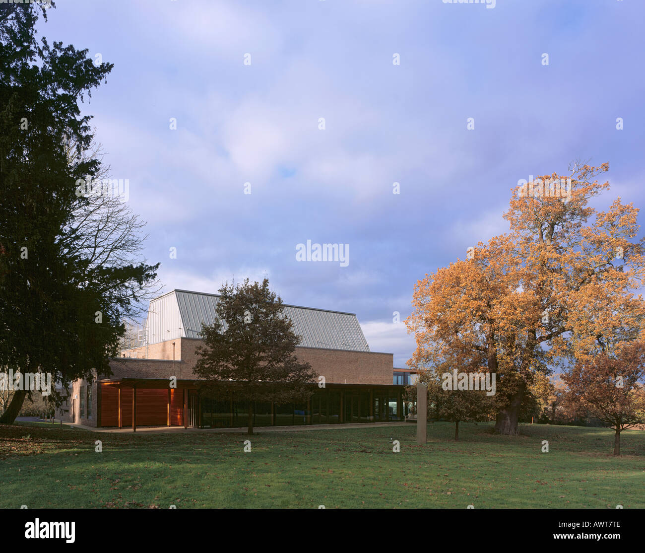 MENUHIN HALL - YEHUDI MENUHIN SCHOOL, COBHAM, UK Stock Photo - Alamy