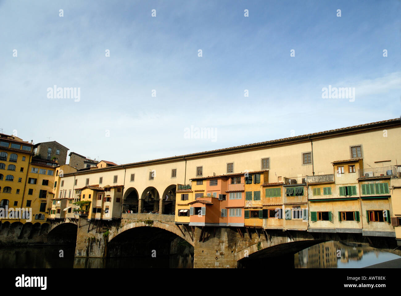 The Ponte Vecchio (old Bridge) over the River Arno in Florence, Tuscany ...
