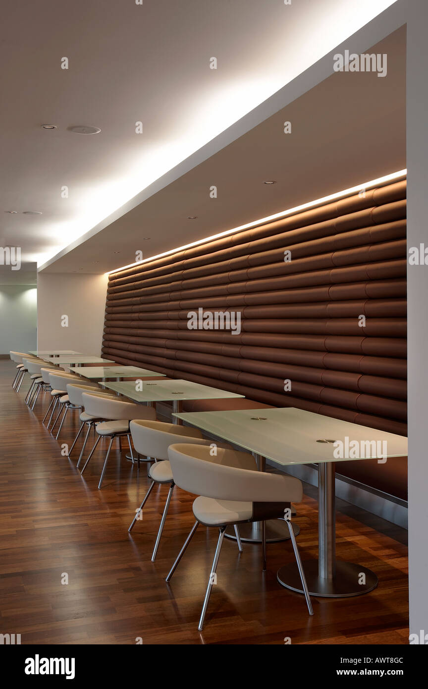 ACCENTURE, LONDON, UK Stock Photo - Alamy