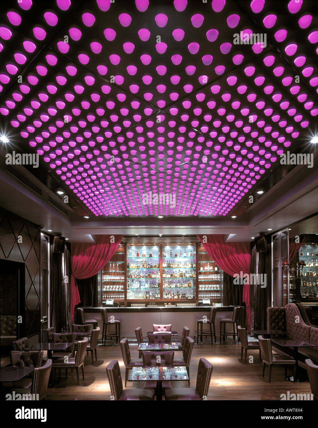 Oxford night club hi-res stock photography and images - Alamy