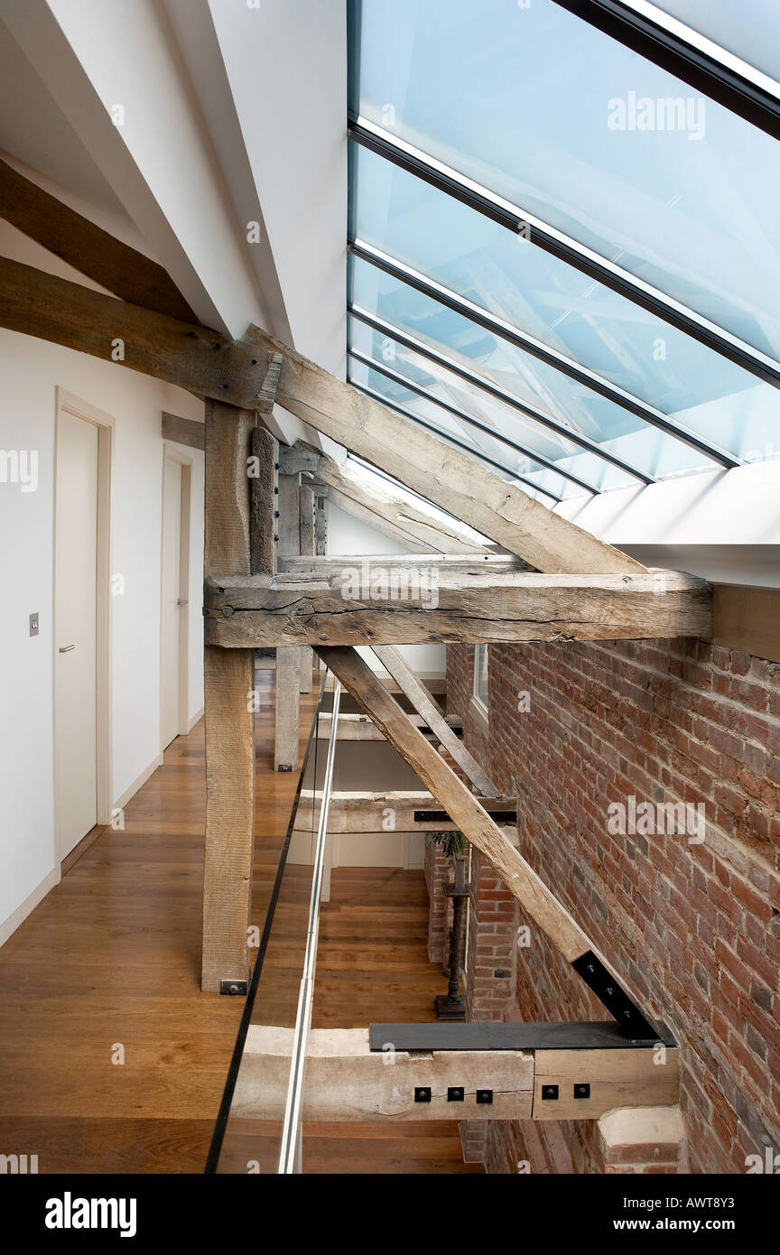 First floor barn hi-res stock photography and images - Alamy