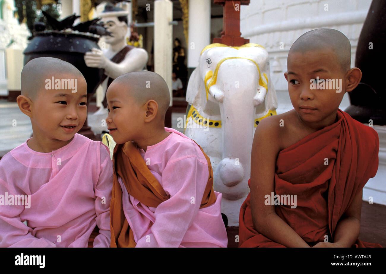 Novice monk and friend hi-res stock photography and images - Alamy