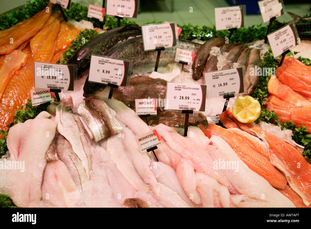 fish fillets in a supermarket Stock Photo - Alamy
