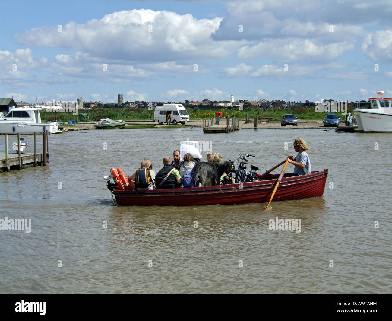 River blythe suffolk ferry hi-res stock photography and images - Alamy