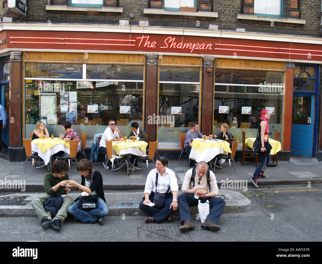alfresco outdoor indian restaurant diners eating annual brick lane food ...