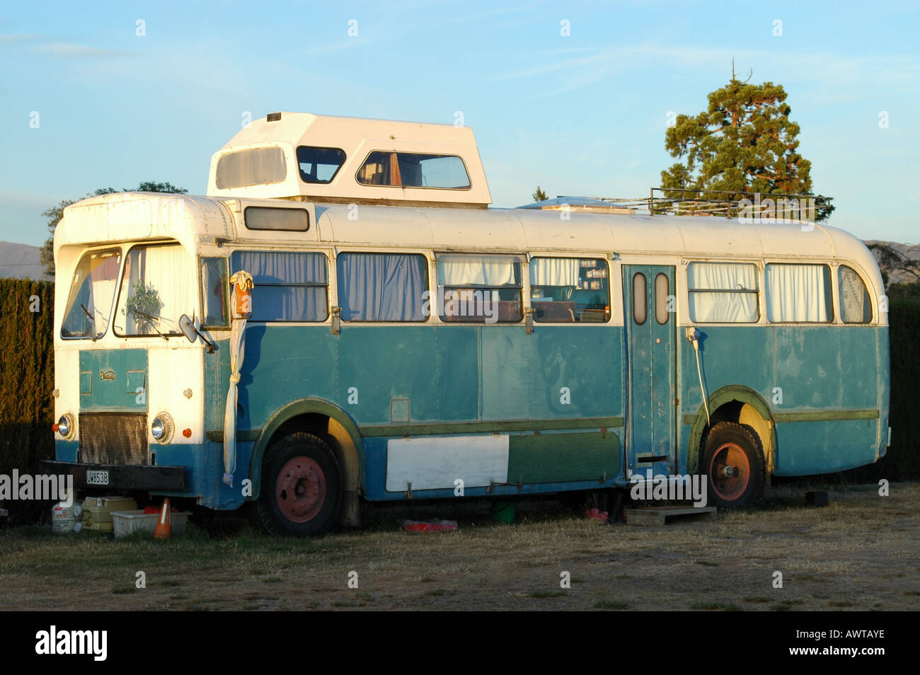 House bus new zealand hi-res stock photography and images - Alamy