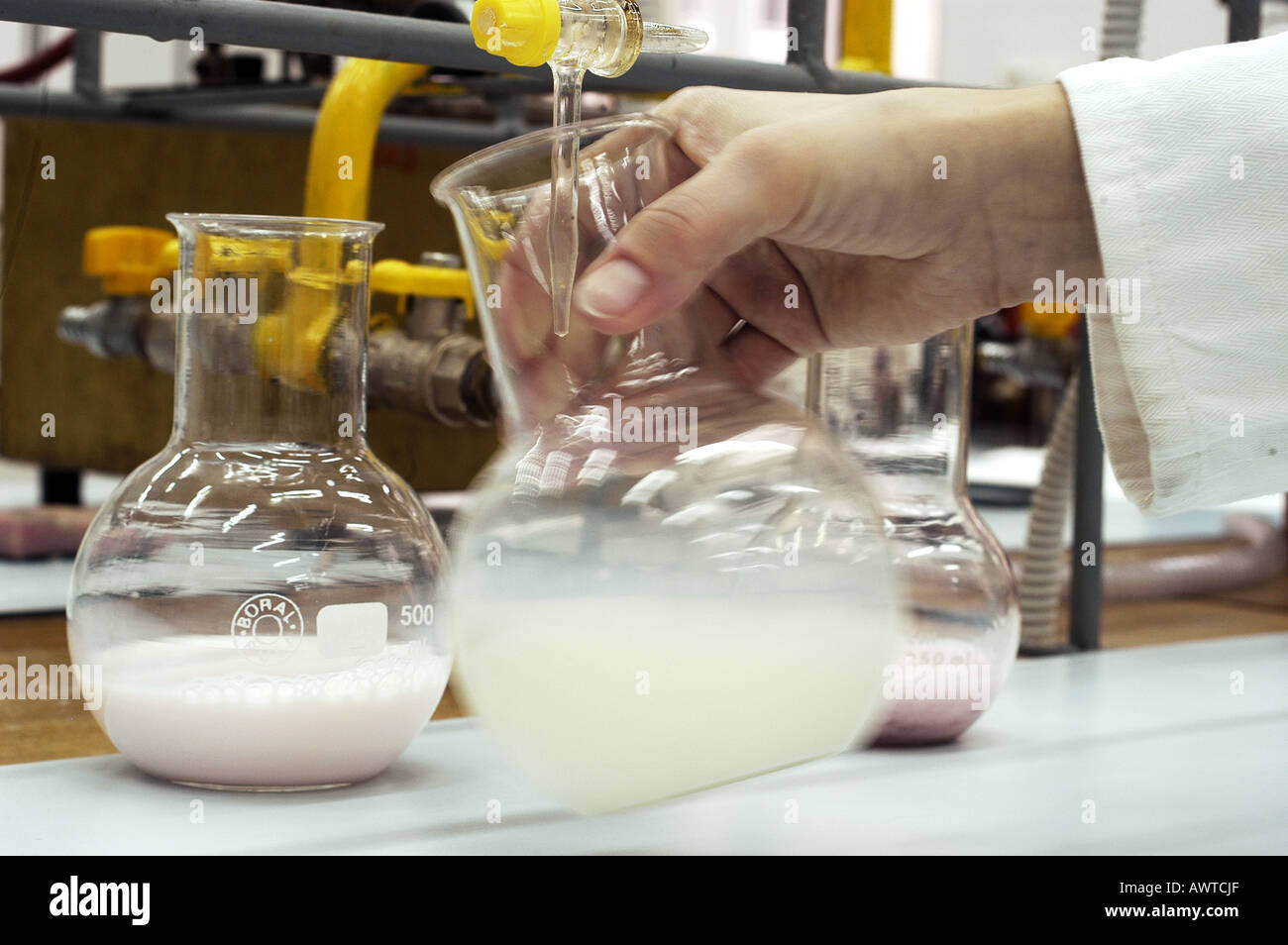 Glass baloon hi-res stock photography and images - Alamy