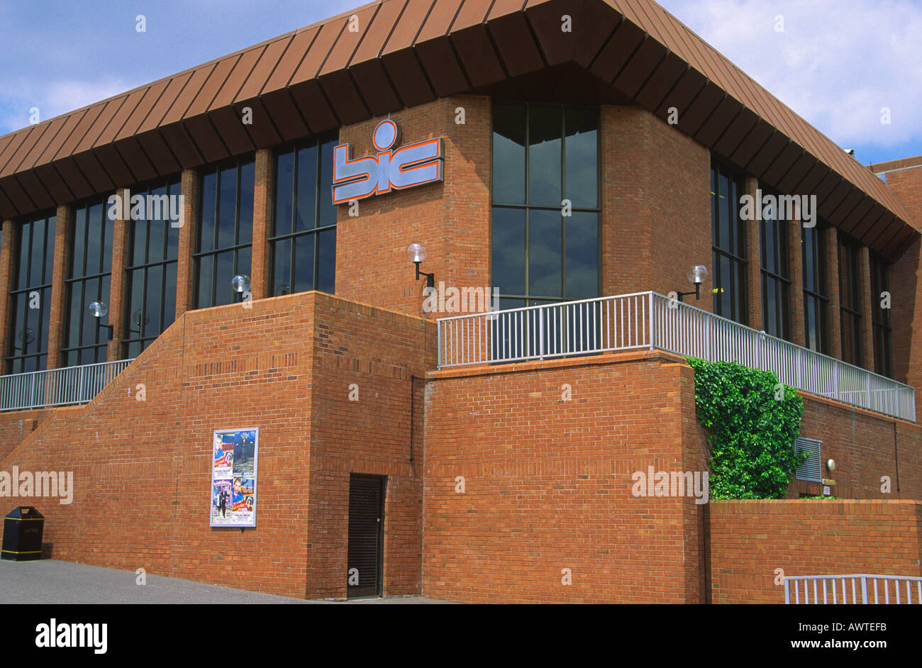 Bic bournemouth international centre building hi-res stock photography ...