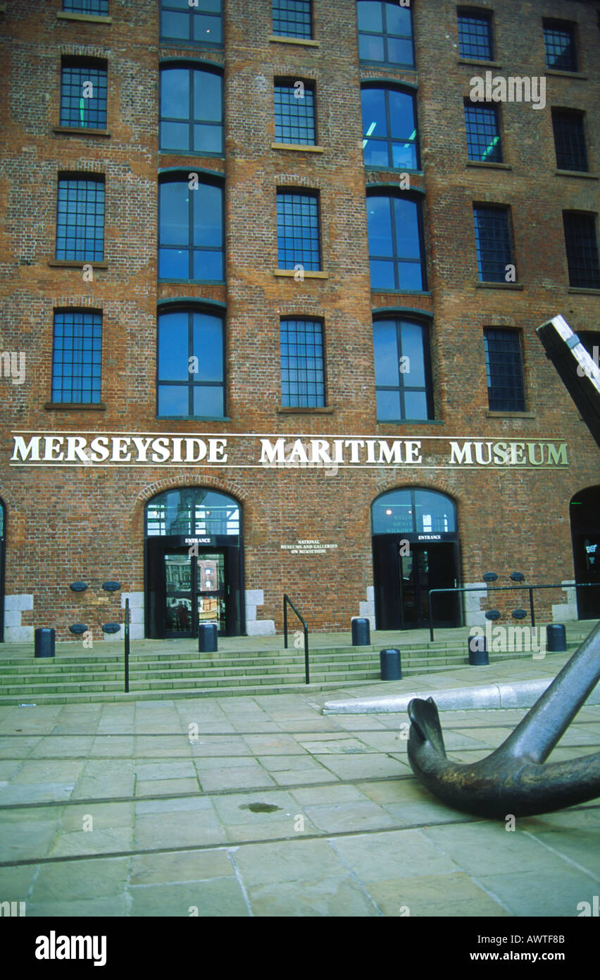 Nautical museum displays hi-res stock photography and images - Alamy