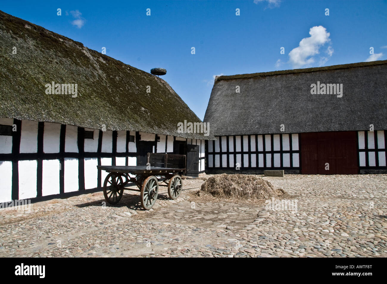 Danish traditional house, countryside Stock Photo - Alamy