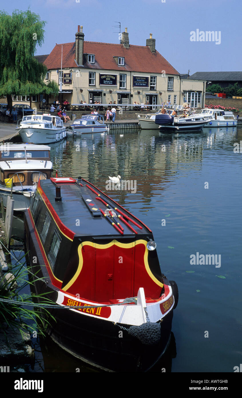Riverside inn ely hi-res stock photography and images - Alamy