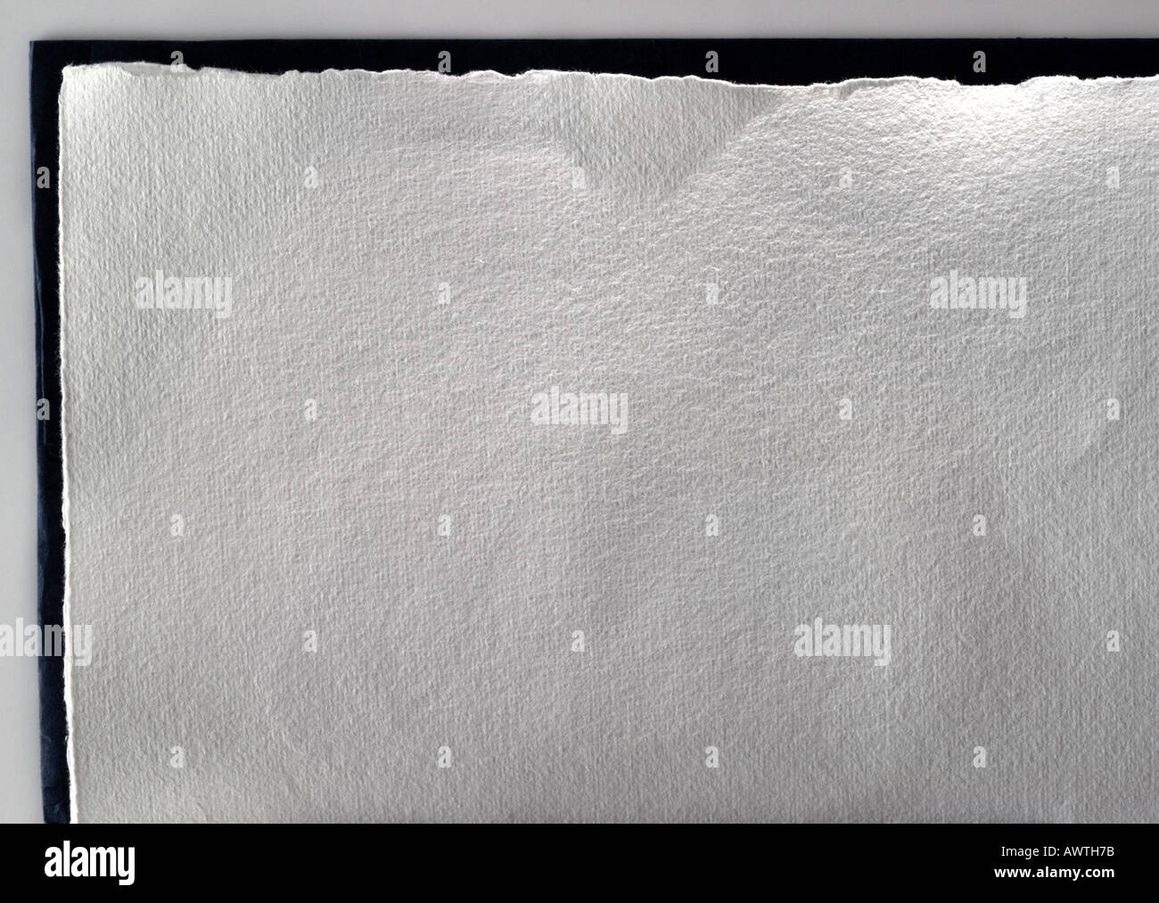 White handmade paper edge hi-res stock photography and images - Alamy