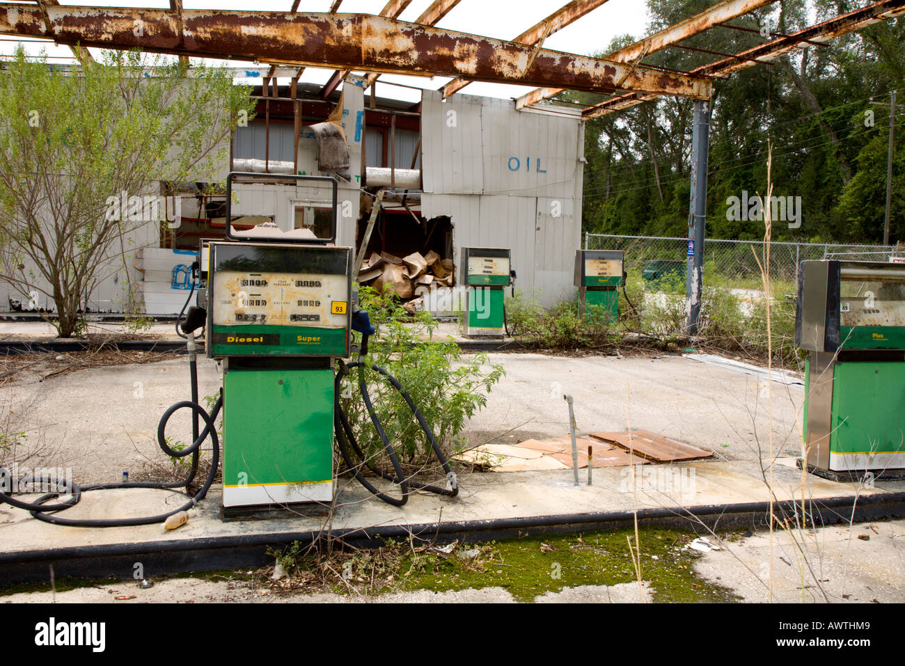 Old gas meter hi-res stock photography and images - Alamy