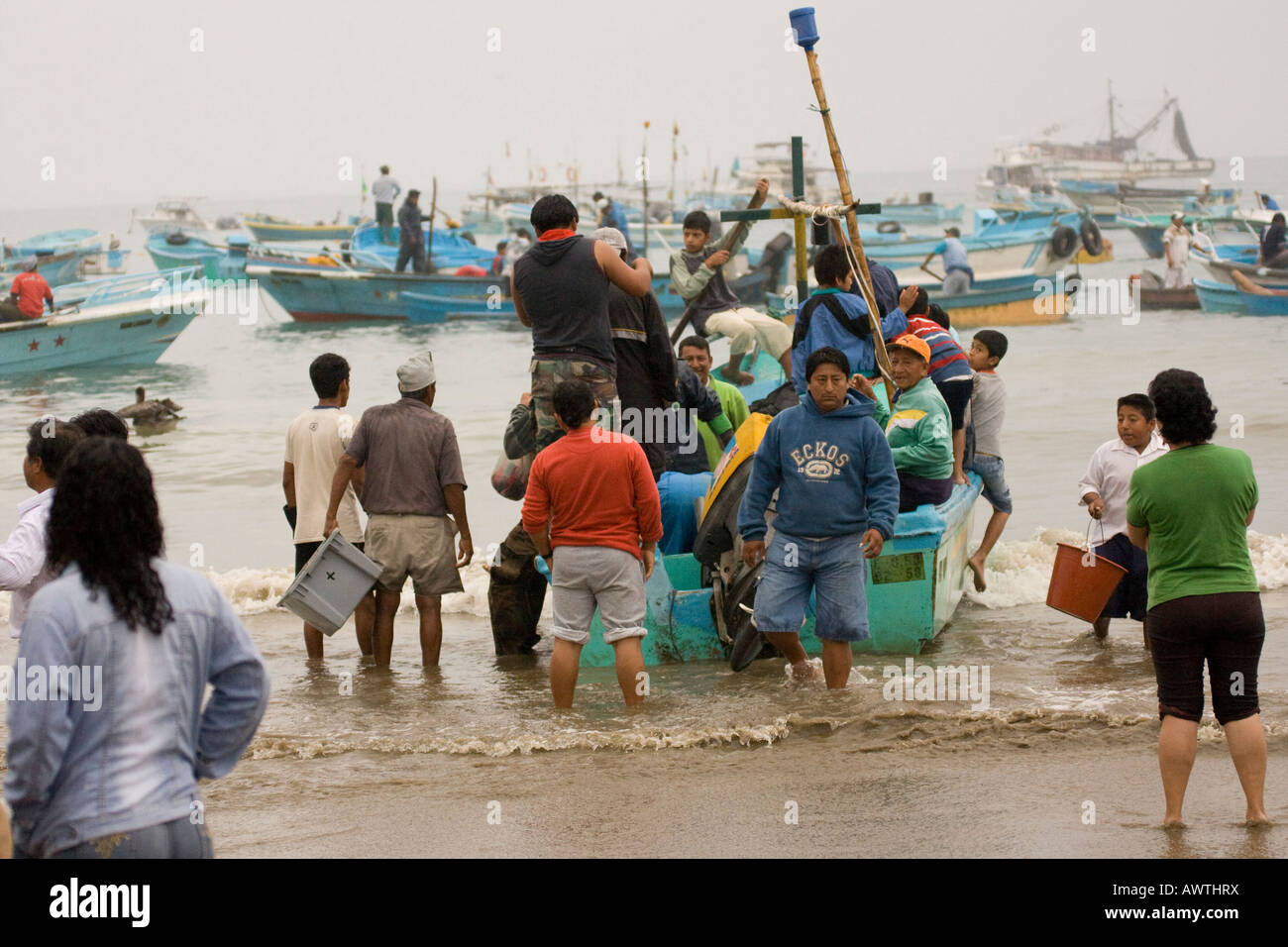 Fishing Harbour Fishing People in Puerto Lopez, Ecuador,Fishing boats ...