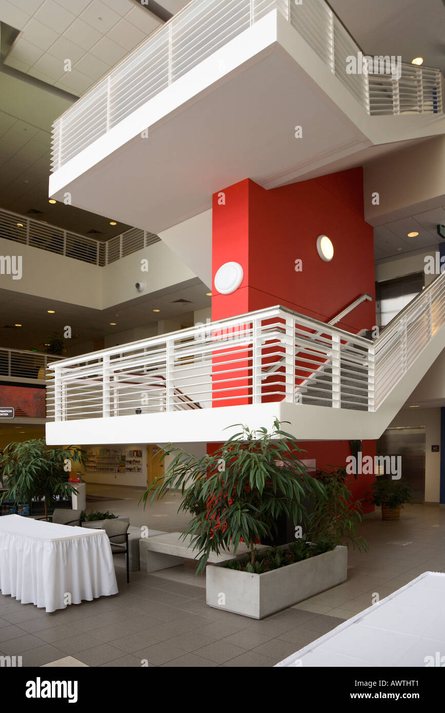 Modern lobby with stairs hi-res stock photography and images - Alamy