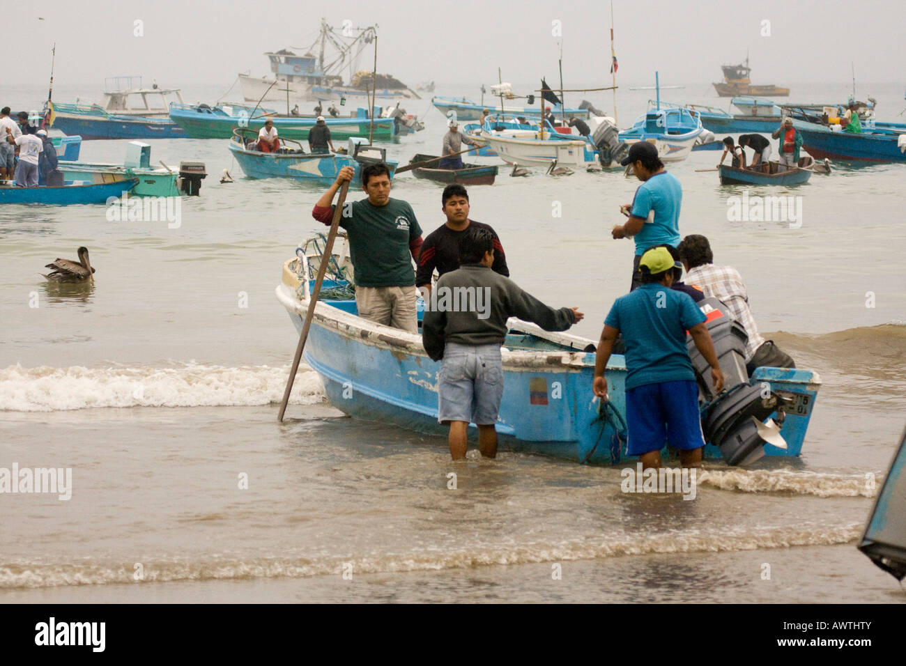 Fishing Harbour Fishing People in Puerto Lopez, Ecuador,Fishing boats ...