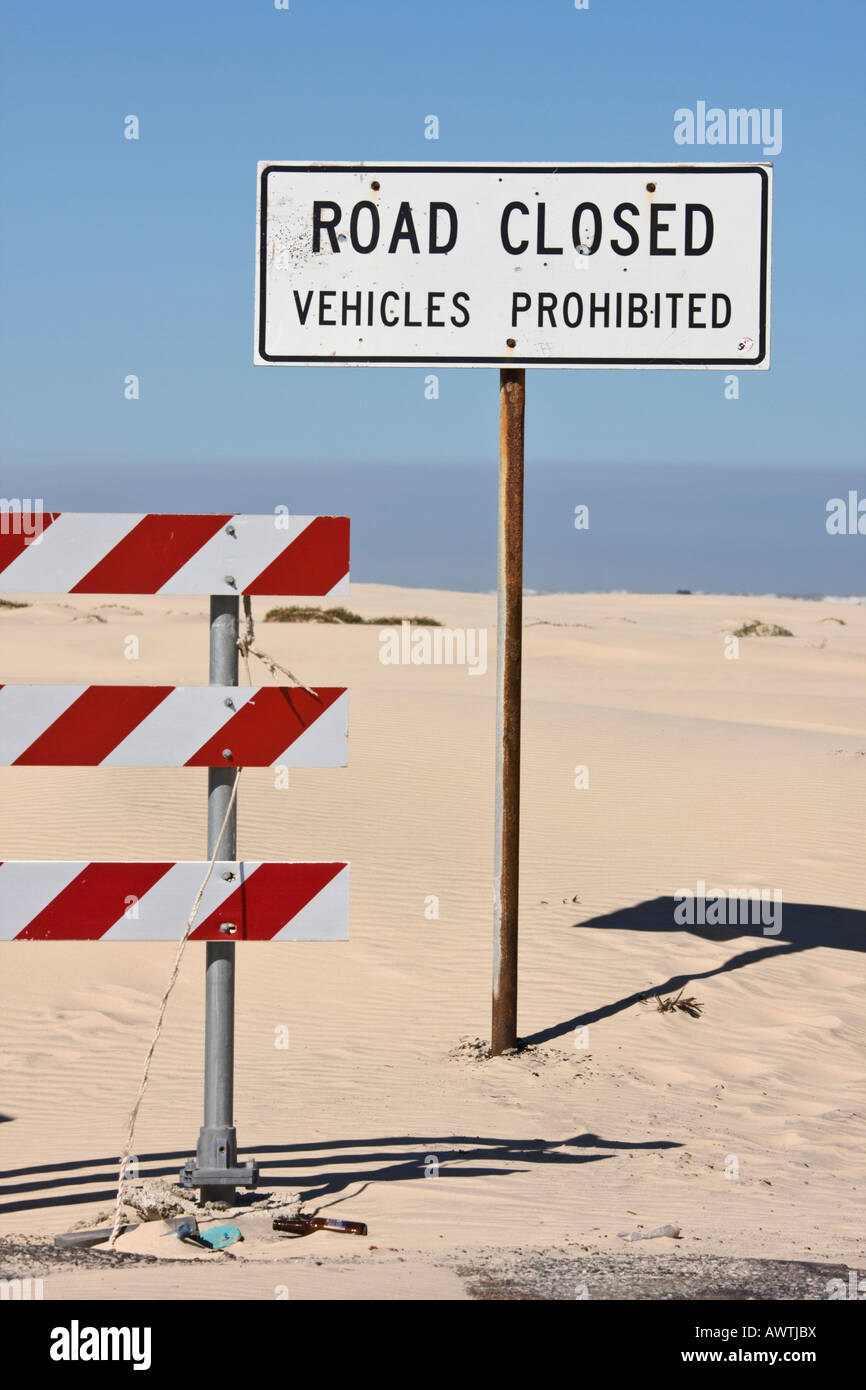 Texas road signs hi-res stock photography and images - Alamy