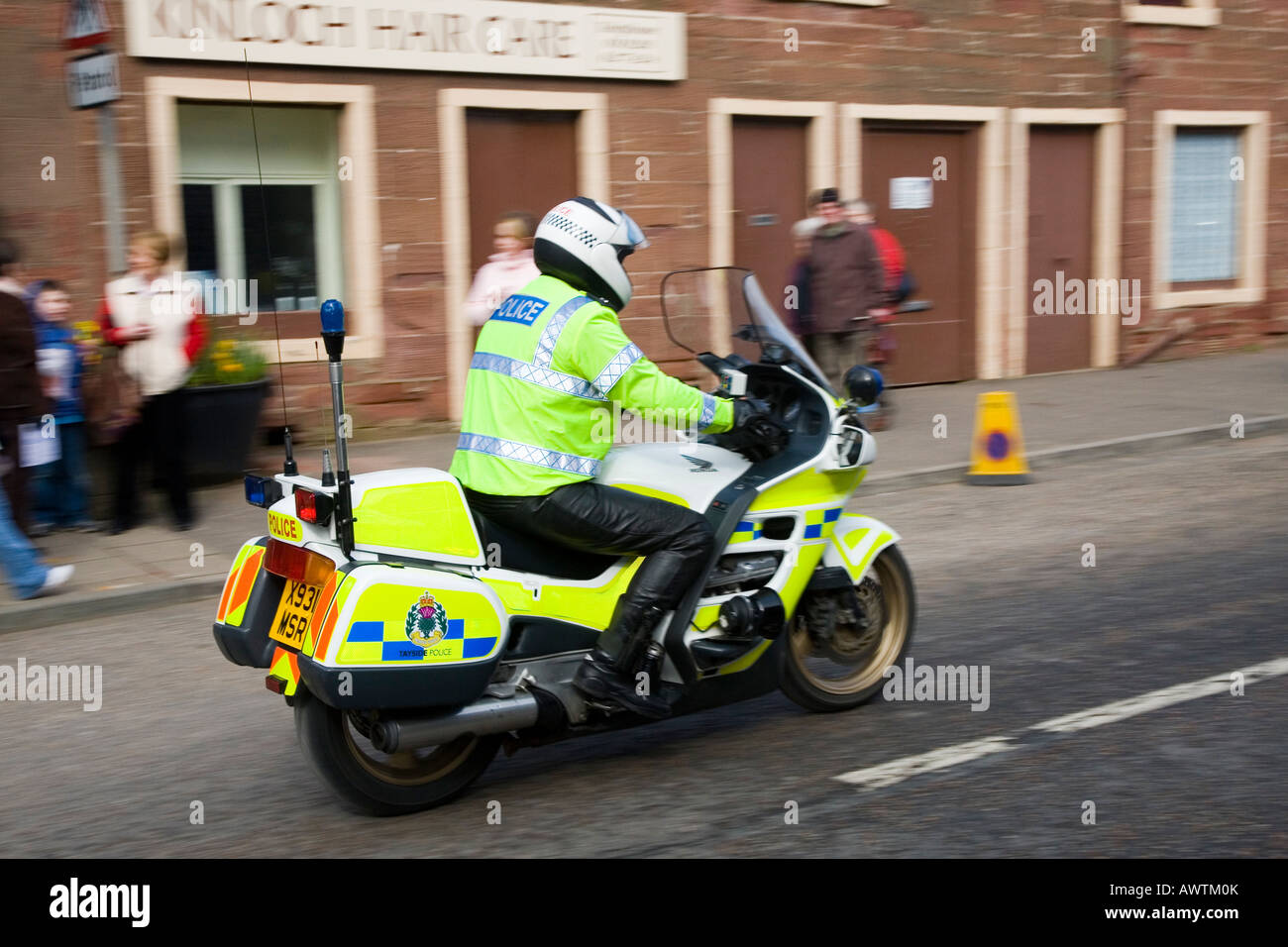 Scottish police uniform hi-res stock photography and images - Alamy