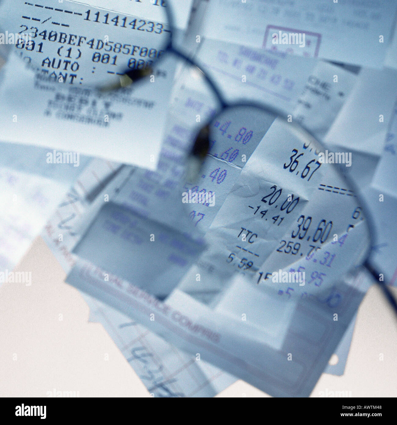 Receipts colour hi-res stock photography and images - Alamy