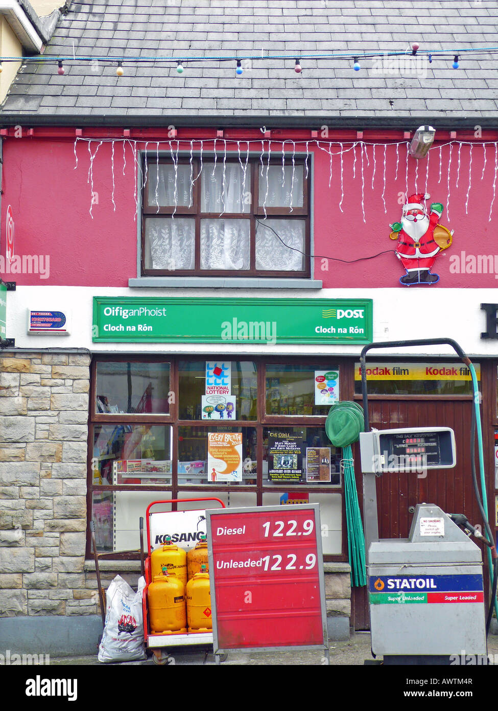 Provisions store, post office and petrol pump in Roundstone, Connemara ...