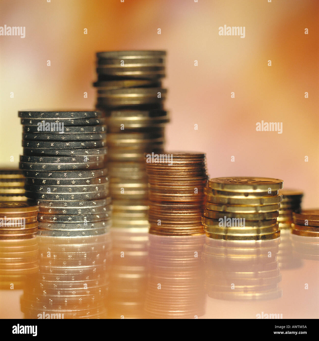 Coin varieties hi-res stock photography and images - Alamy