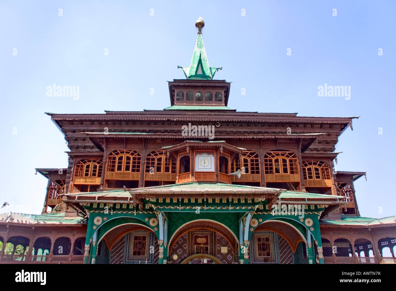 Old town srinagar hi-res stock photography and images - Alamy