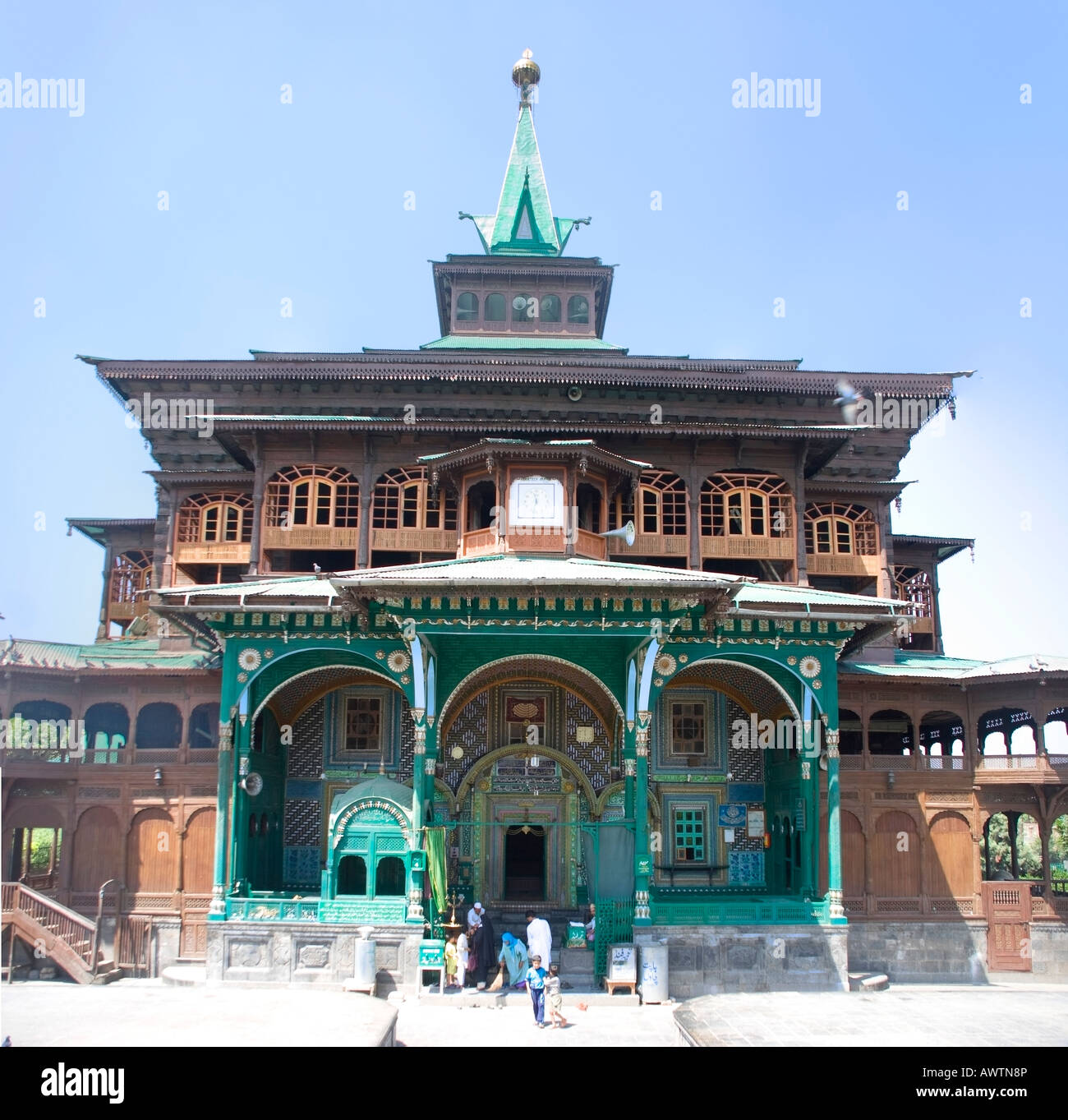 Old town srinagar hi-res stock photography and images - Alamy