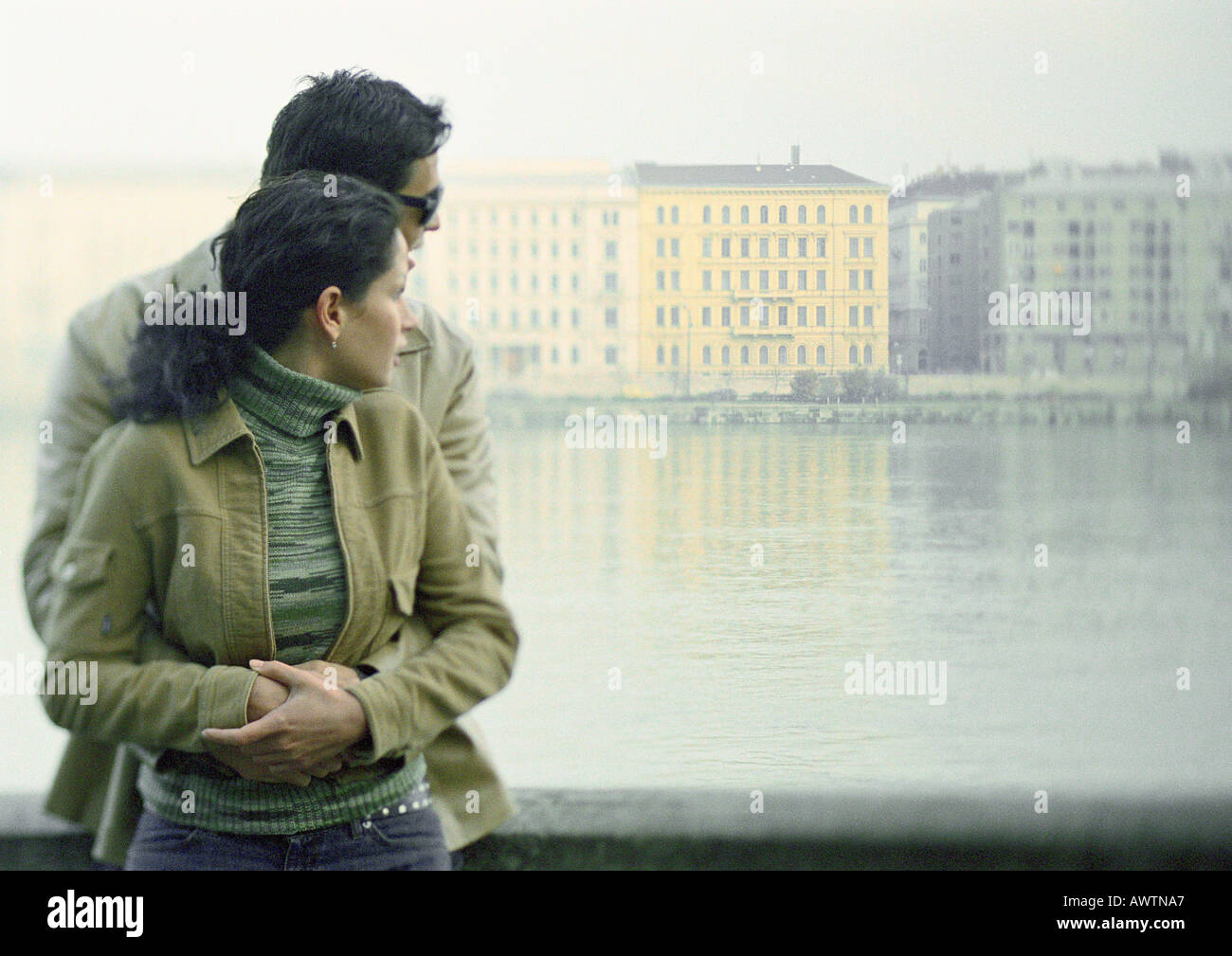 Jackets over shoulders hi-res stock photography and images - Alamy