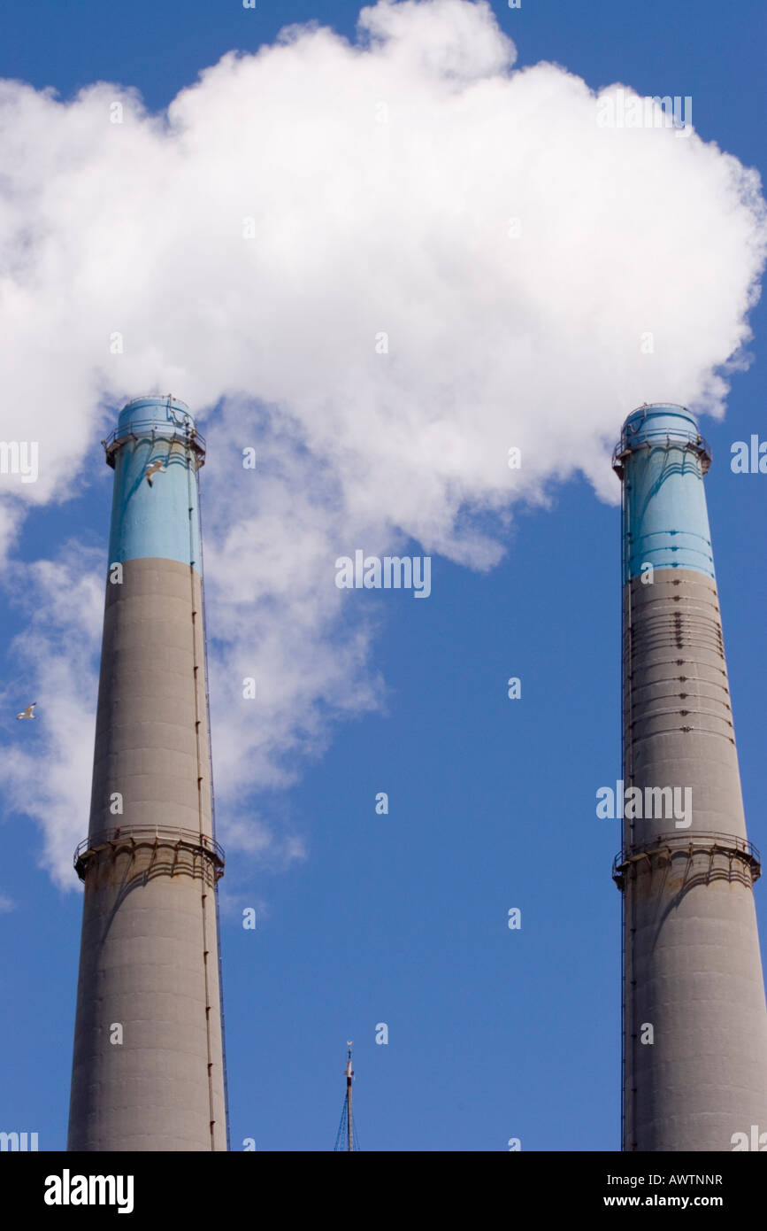 Moss landing smokestack chimney hi-res stock photography and images - Alamy